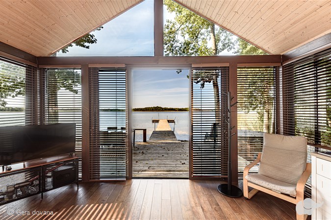 MOLĖTAI RESORT: nakvynė paplūdimio namuke | Gera dovana